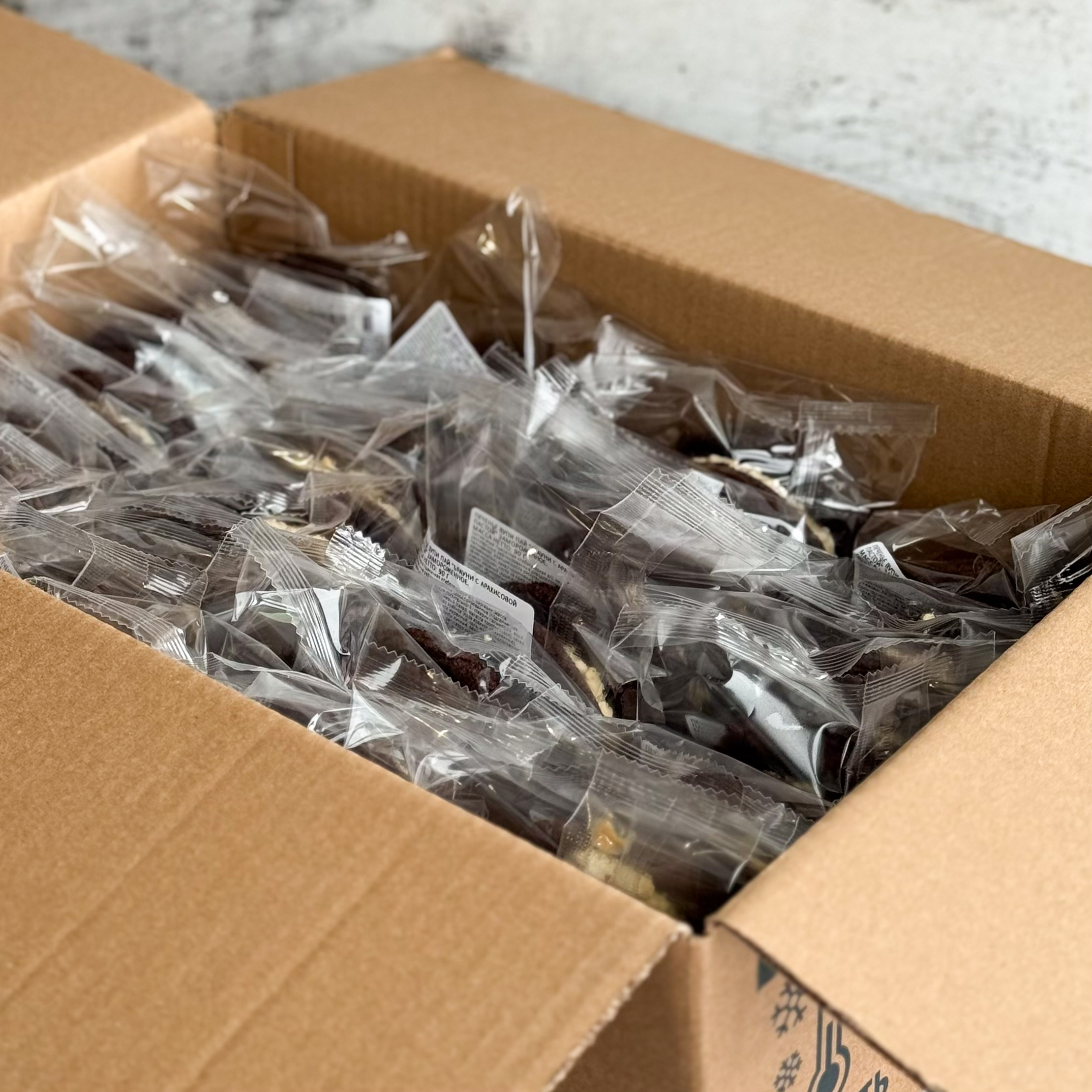 Печенье Вупи пай Брауни с арахисовой пастой купить в Москве и Санкт ...